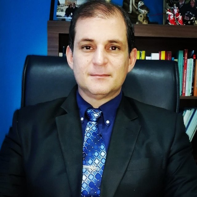 Cristo Markou, Lawyer in David, Panama | Justia Lawyer Directory